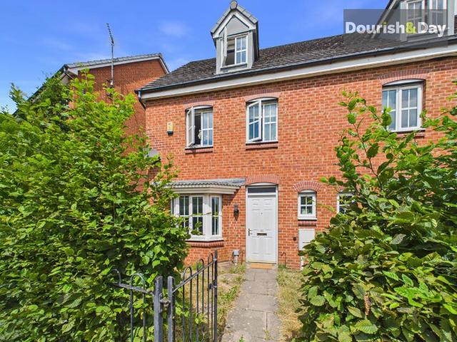 4 bedroom semi detached house for sale