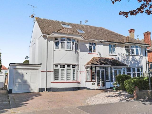 4 bedroom semi detached house for sale