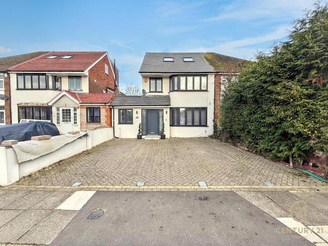 4 bedroom semi detached house for sale