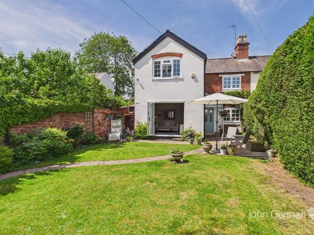 4 bedroom semi detached house for sale