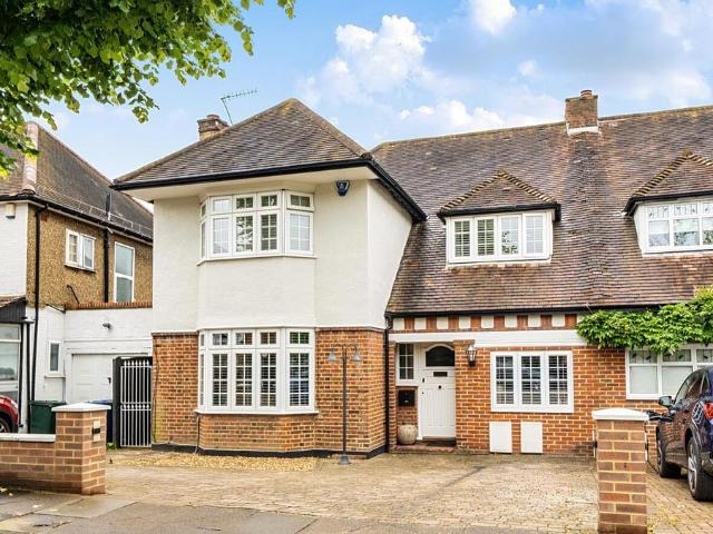 4 bedroom semi detached house for sale