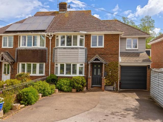 4 bedroom semi detached house for sale