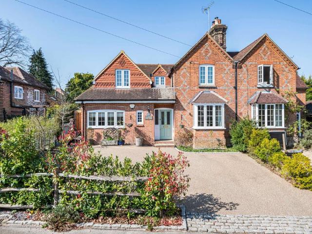 4 bedroom semi detached house for sale