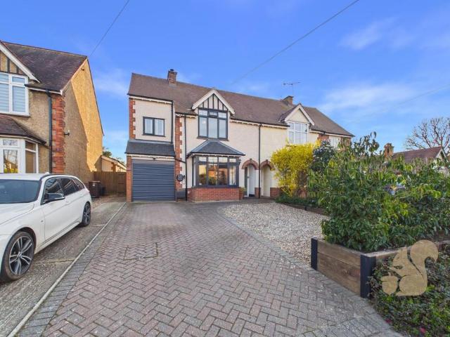 4 bedroom semi detached house for sale