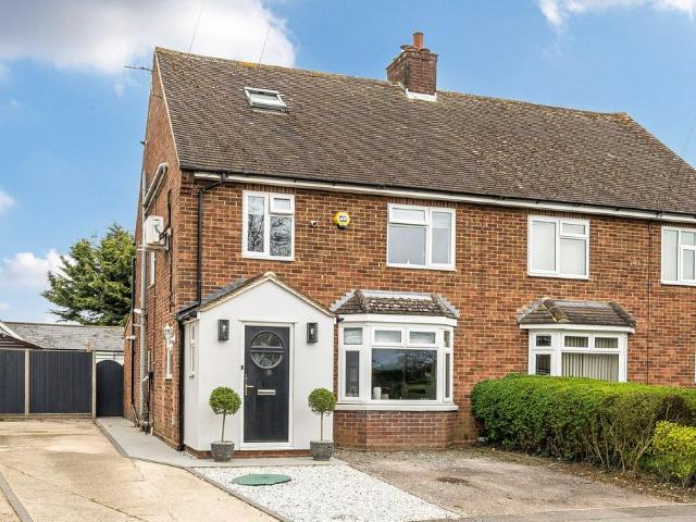 4 bedroom semi detached house for sale