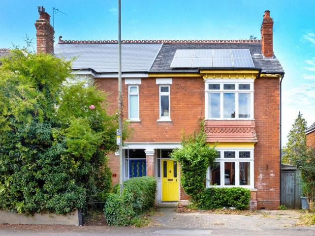 4 bedroom semi detached house for sale