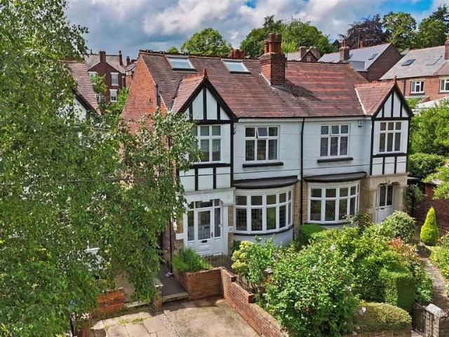 4 bedroom semi detached house for sale