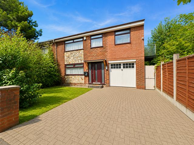 4 bedroom semi detached house for sale