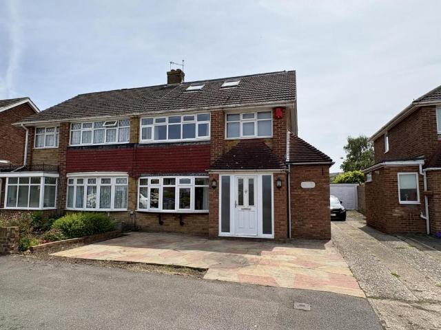 4 bedroom semi detached house for sale