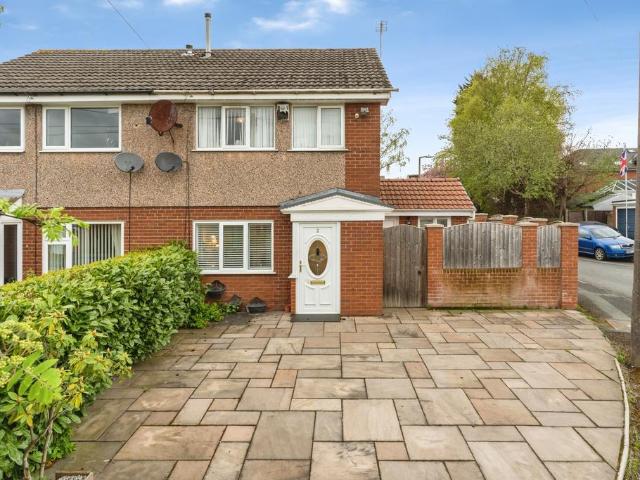 4 bedroom semi detached house for sale