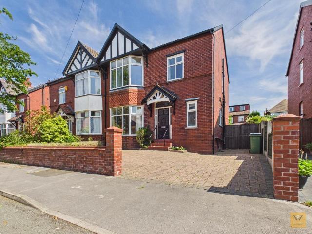 4 bedroom semi detached house for sale