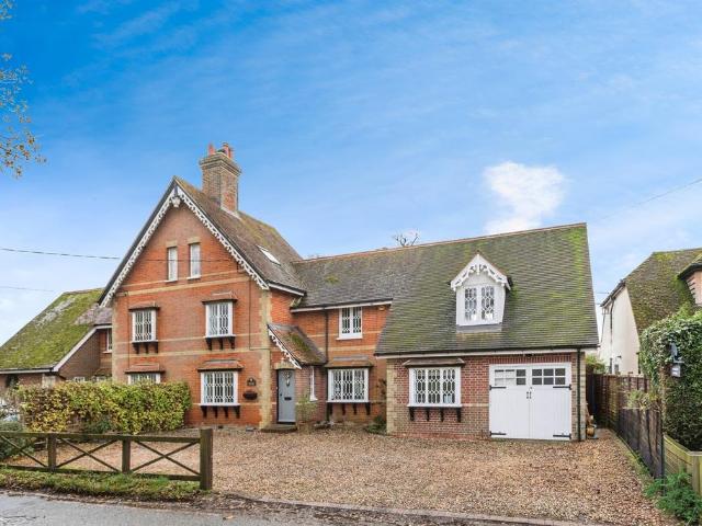 4 bedroom semi detached house for sale