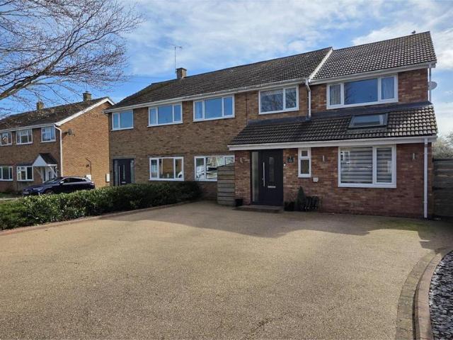 4 bedroom semi detached house for sale