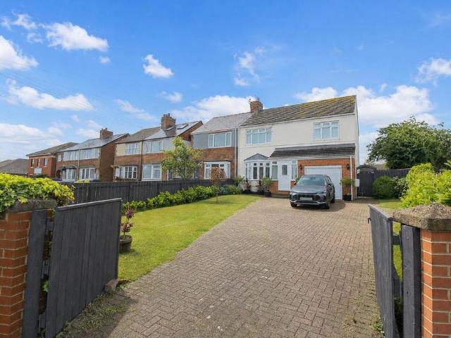 4 bedroom semi detached house for sale