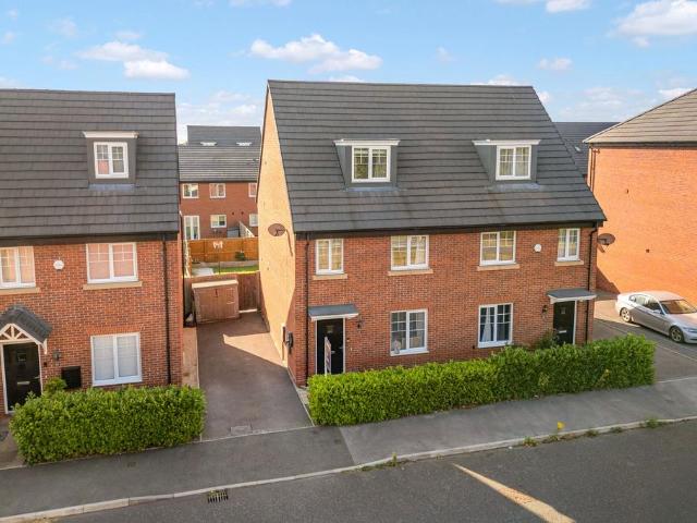 4 bedroom semi detached house for sale