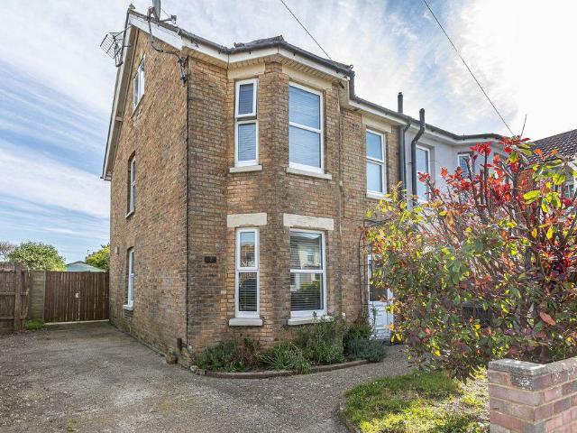 4 bedroom semi detached house for sale