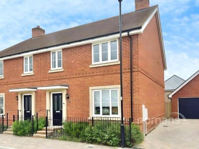 4 bedroom semi detached house for sale