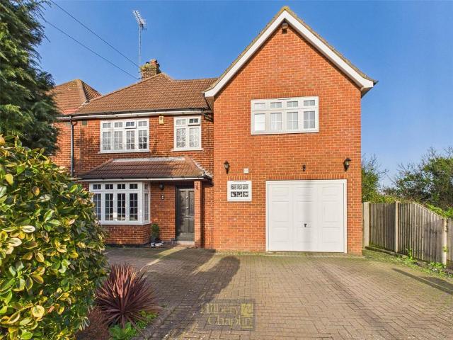 4 bedroom semi detached house for sale