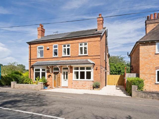 4 bedroom semi detached house for sale