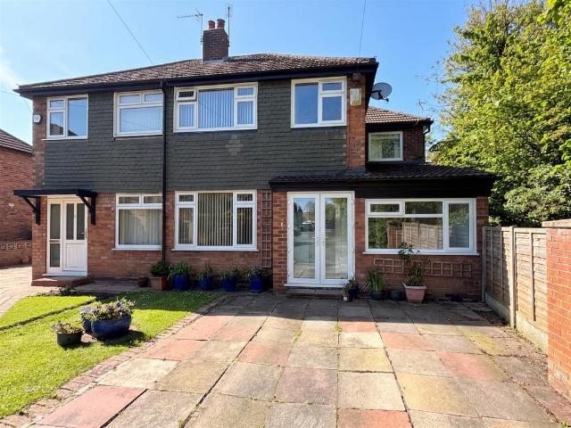 4 bedroom semi detached house for sale