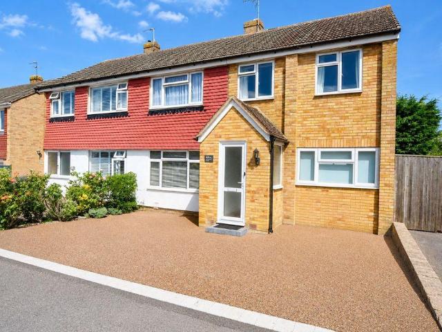 4 bedroom semi detached house for sale