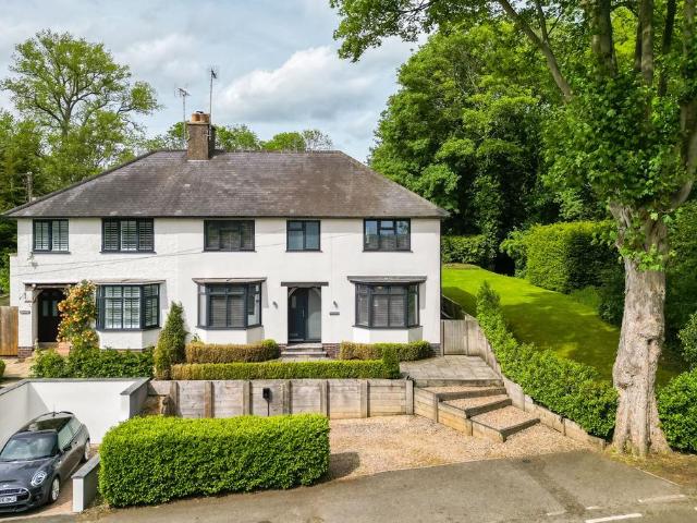 4 bedroom semi detached house for sale