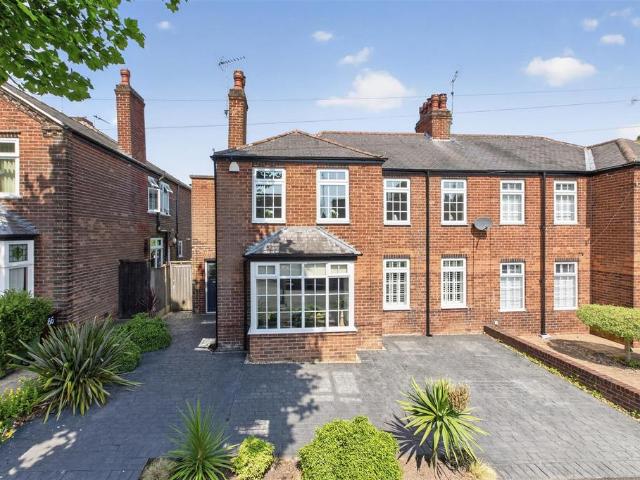 4 bedroom semi detached house for sale