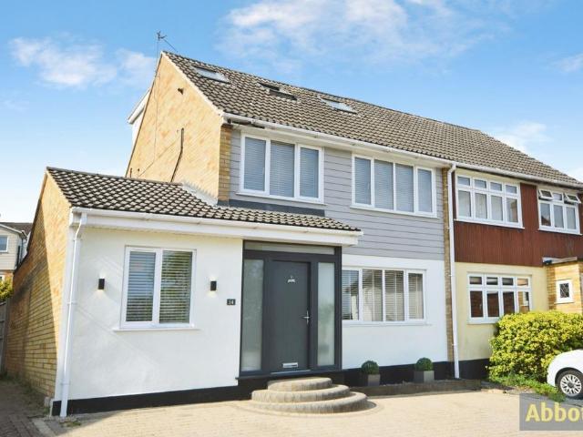 4 bedroom semi detached house for sale
