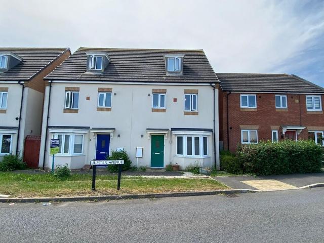 4 bedroom semi detached house for sale