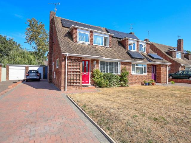 4 bedroom semi detached house for sale