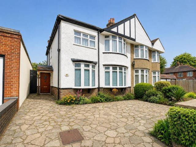 4 bedroom semi detached house for sale
