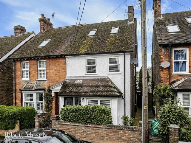 4 bedroom semi detached house for sale