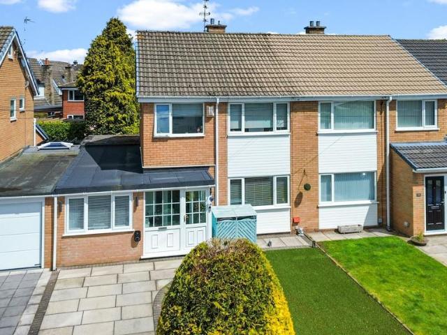 4 bedroom semi detached house for sale