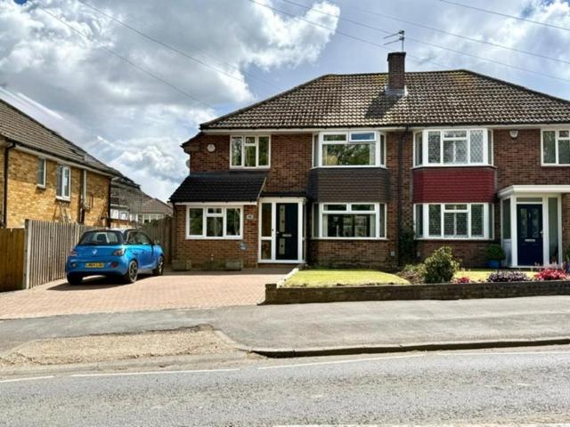 4 bedroom semi detached house for sale