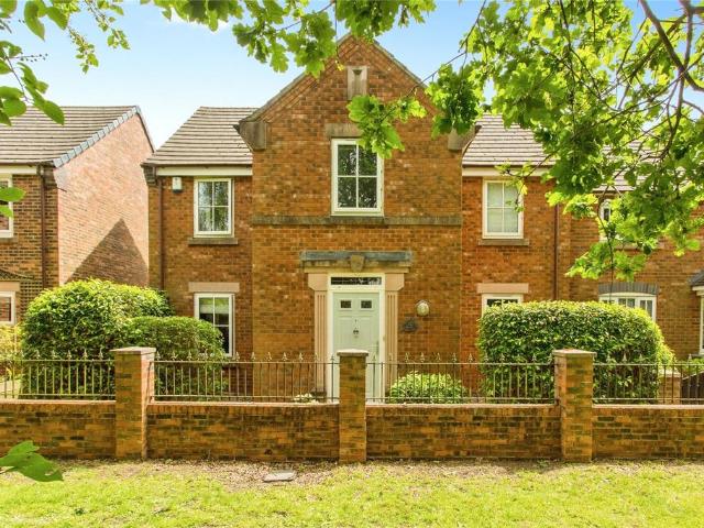 4 bedroom semi detached house for sale