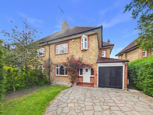 4 bedroom semi detached house for sale