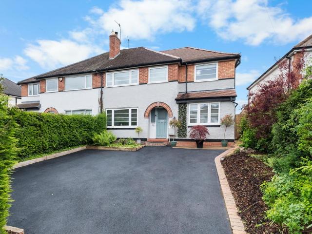 4 bedroom semi detached house for sale