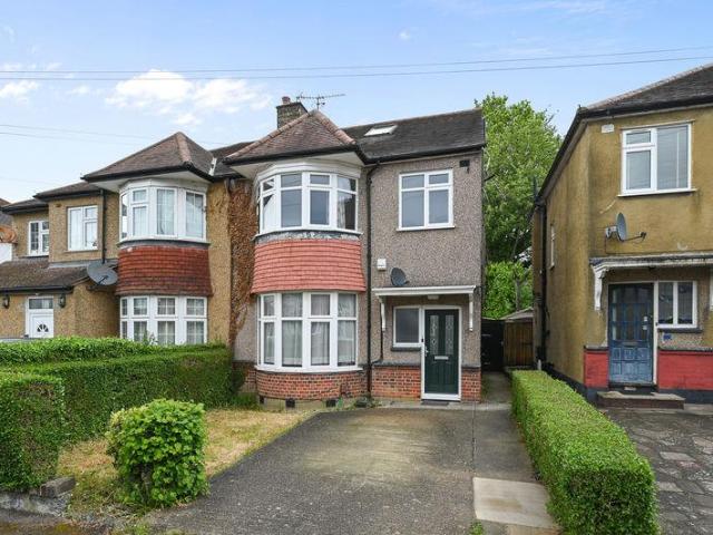 4 bedroom semi detached house for sale