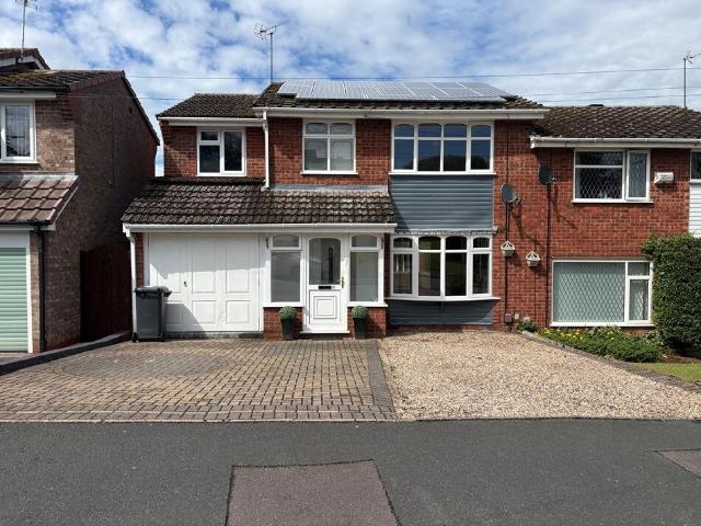 4 bedroom semi detached house for sale