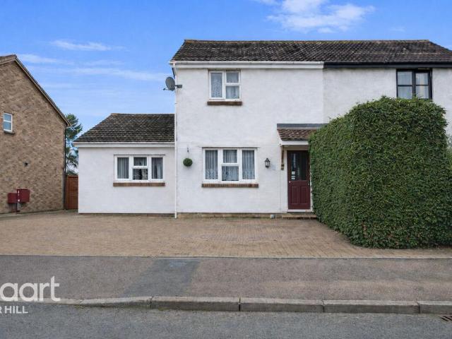 4 bedroom semi detached house for sale