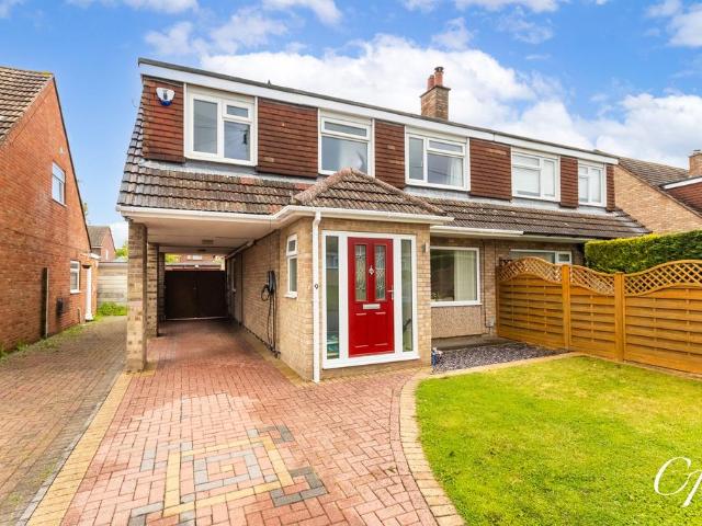 4 bedroom semi detached house for sale