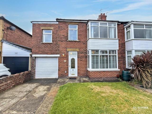 4 bedroom semi detached house for sale