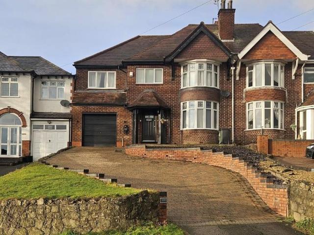 4 bedroom semi detached house for sale