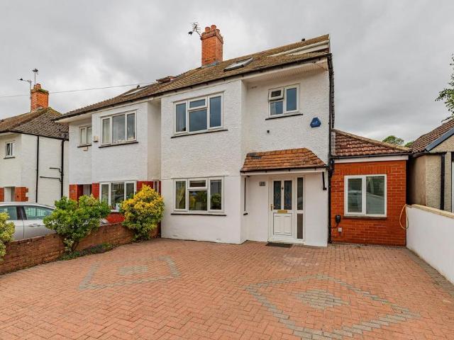 4 bedroom semi detached house for sale