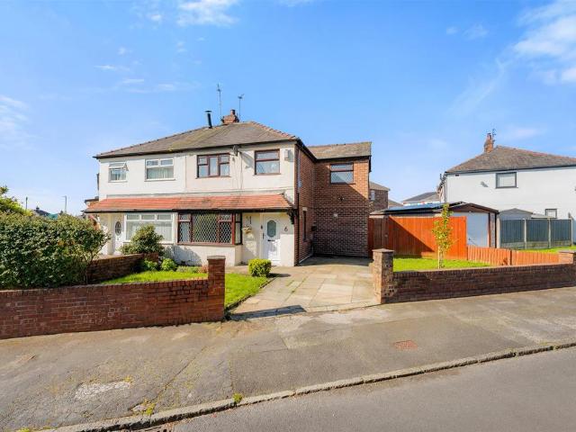 4 bedroom semi detached house for sale