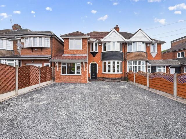 4 bedroom semi detached house for sale