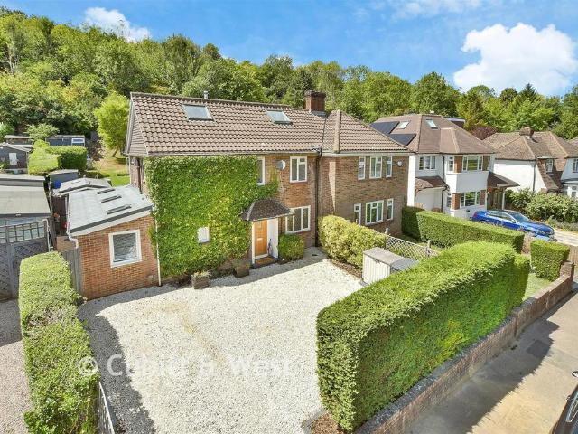 4 bedroom semi detached house for sale