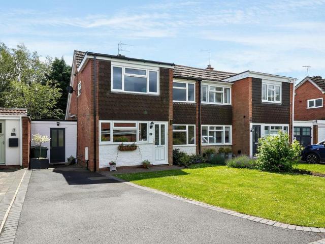 4 bedroom semi detached house for sale