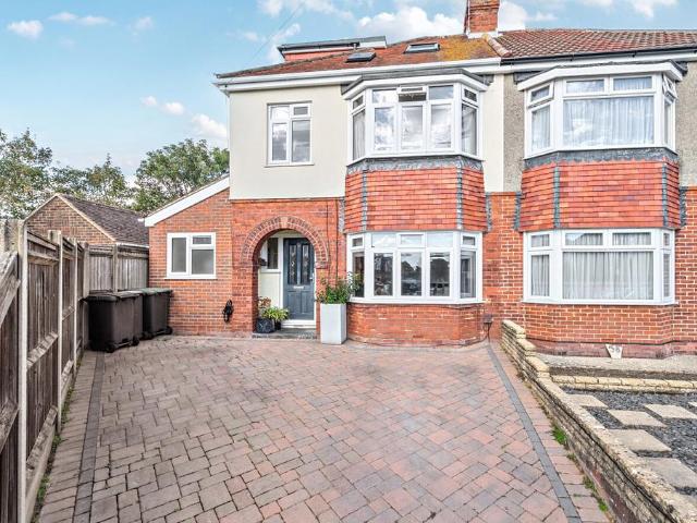 4 bedroom semi detached house for sale