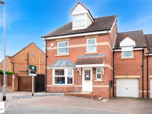 4 bedroom semi detached house for sale